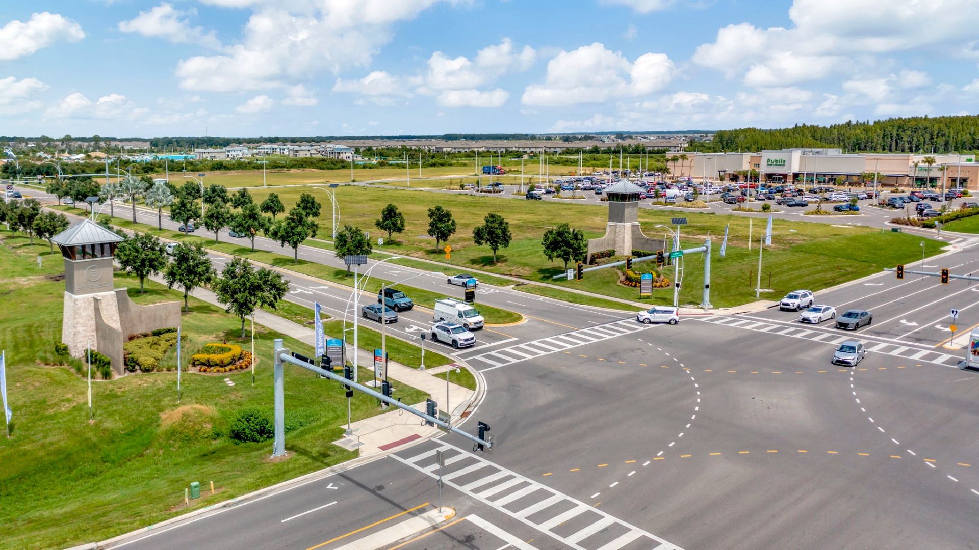 Lagoon Residences at Epperson | 2-Car Garage Townhomes in Wesley Chapel