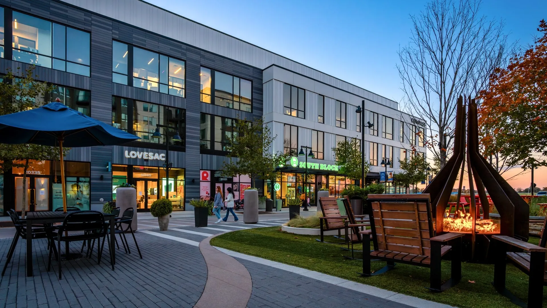 Ashburn, VA New Homes for Sale | Uptown at One Loudoun | DRB Homes