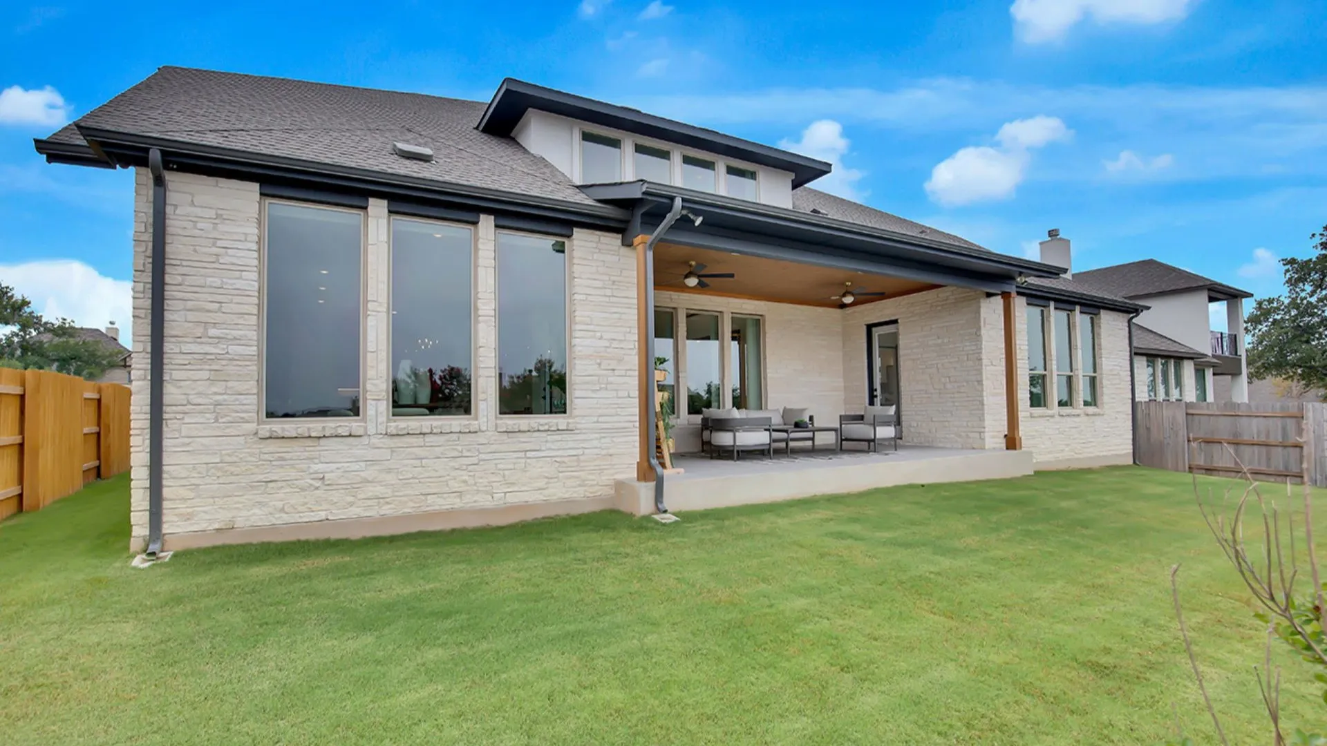 Oaks at San Gabriel Quick Move-In Homes in Georgetown, TX | DRB Homes