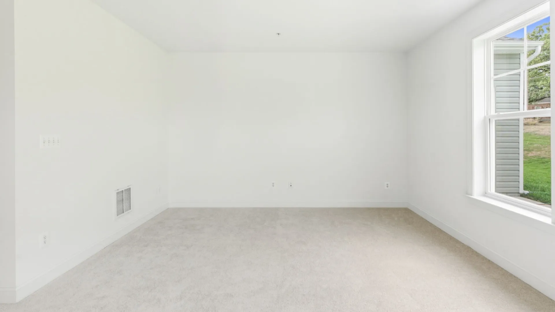 19710 Oleander Court | Rosehill Manor Villas | DRB Homes.