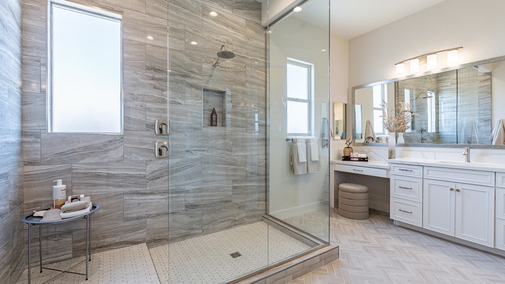Windrose Quick Move-In Homes in Waddell, AZ | DRB Homes
