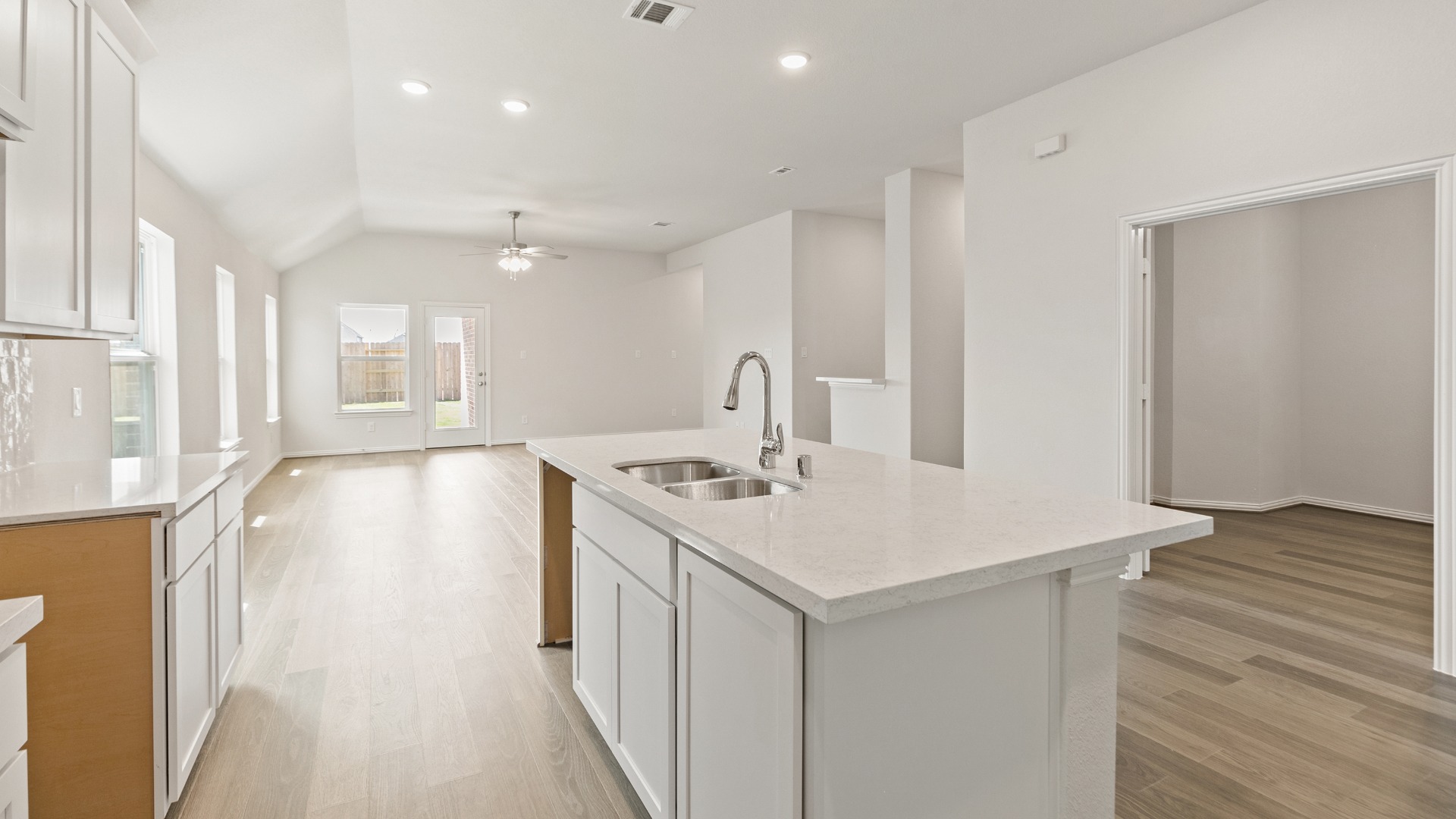 2219 Villa Bella Lane Floor Plan | Beamer Villas | DRB Homes.