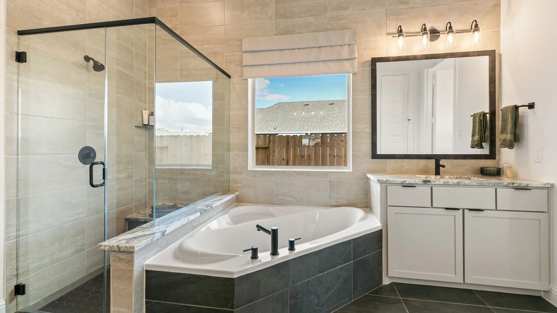 Iowa Colony, TX New Homes for Sale | Creekhaven | DRB Homes