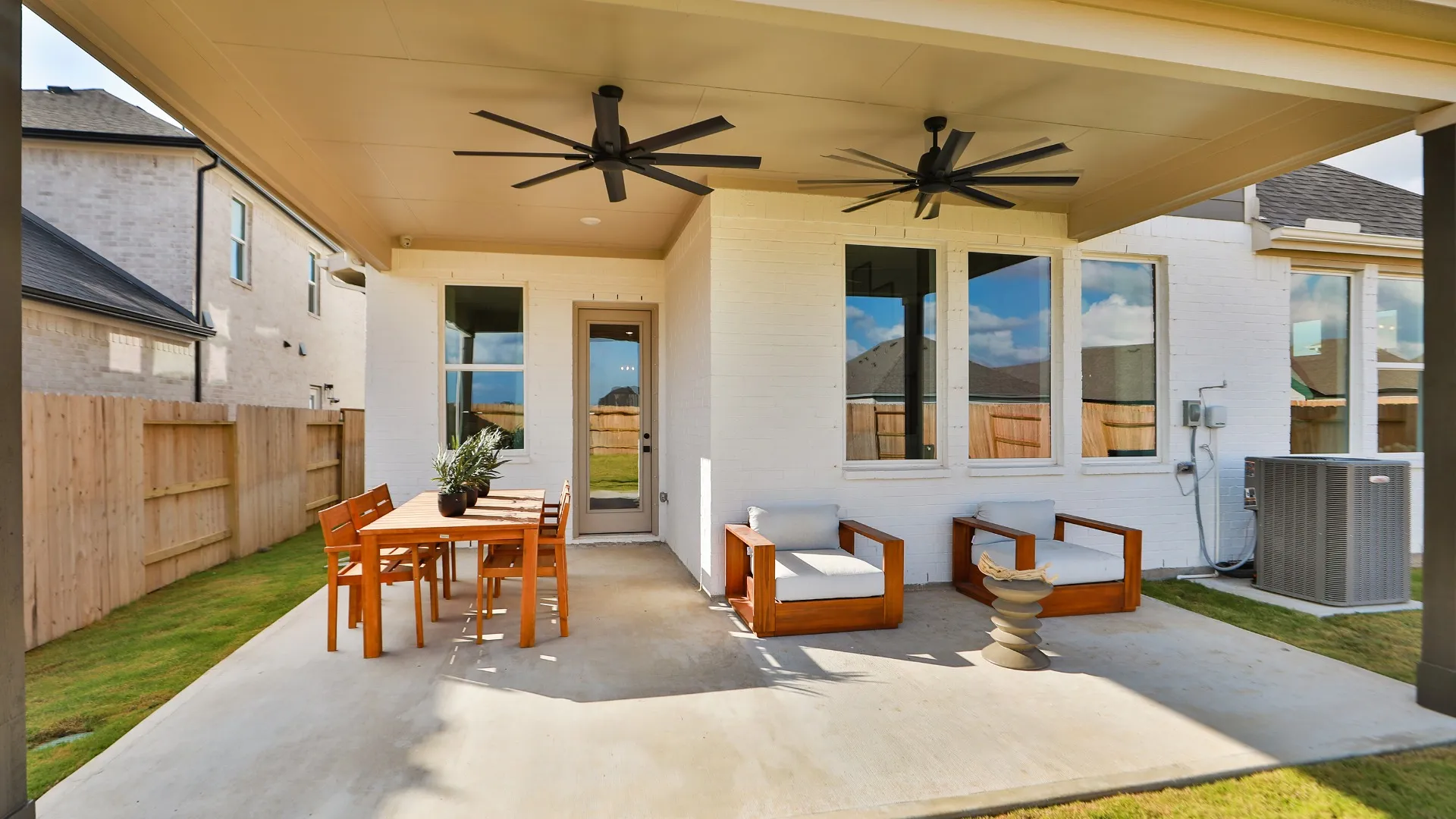 Iowa Colony, TX New Homes for Sale | Creekhaven | DRB Homes