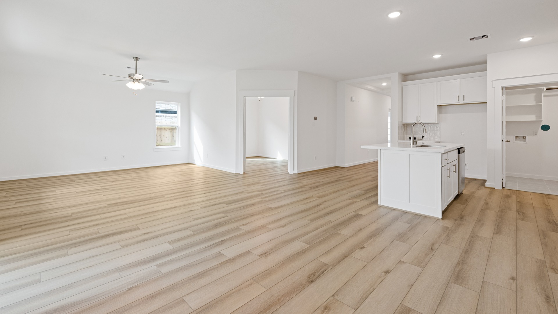 4632 Cleo Day Drive | Sunterra | DRB Homes.